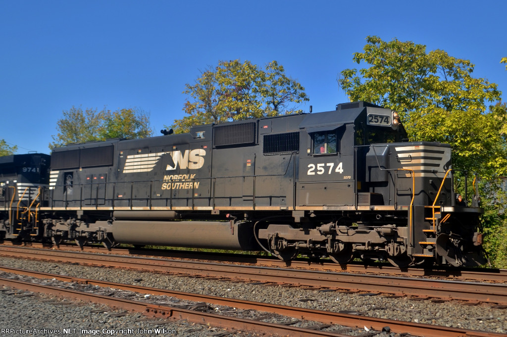 NS 2574